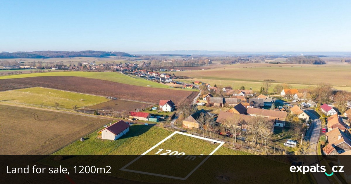 Building plot for sale, 1200m2, in Ledce