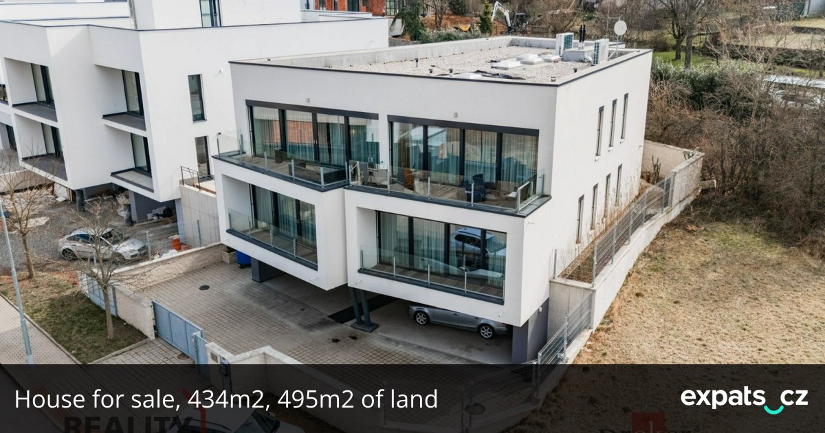 Villa for sale, 434m2, 495m2 of land, in Brno, on Markůvky street