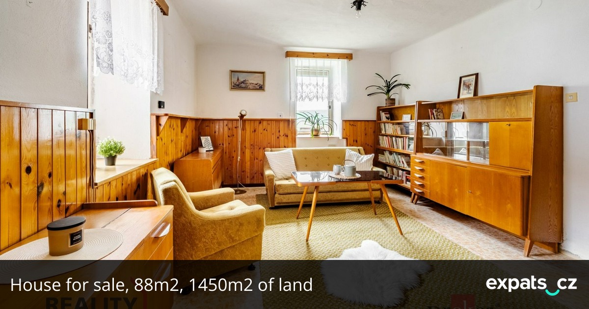 Family house for sale, 88m2, 1450m2 of land, in Kamenice nad Lipou