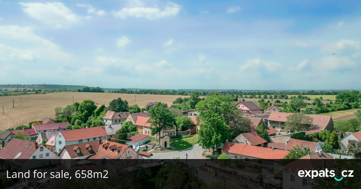 Building plot for sale, 658m2, in Zájezd