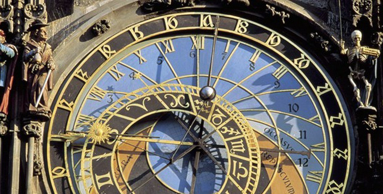 Dos and Don'ts: Time - Prague, Czech Republic