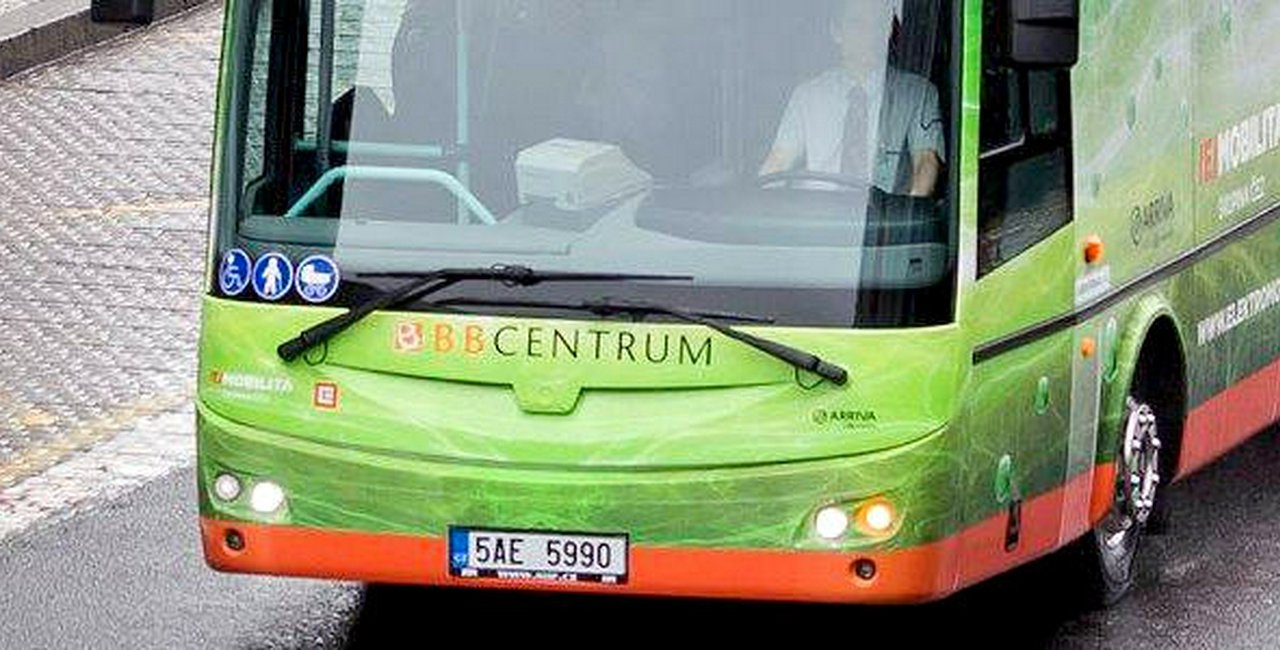 New Electric Buses Rolled Out in Prague - Prague, Czech Republic