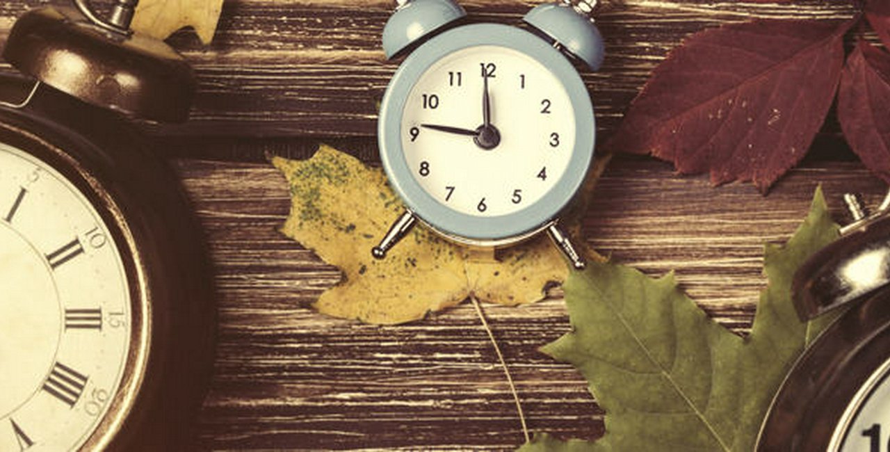 Reminder: Set Your Clocks Back This Weekend - Prague, Czech Republic