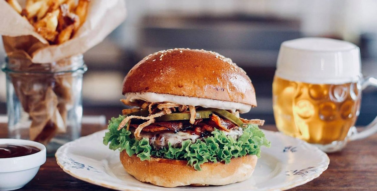 This Prague burger has been named the 3rd-best in Europe - Prague ...