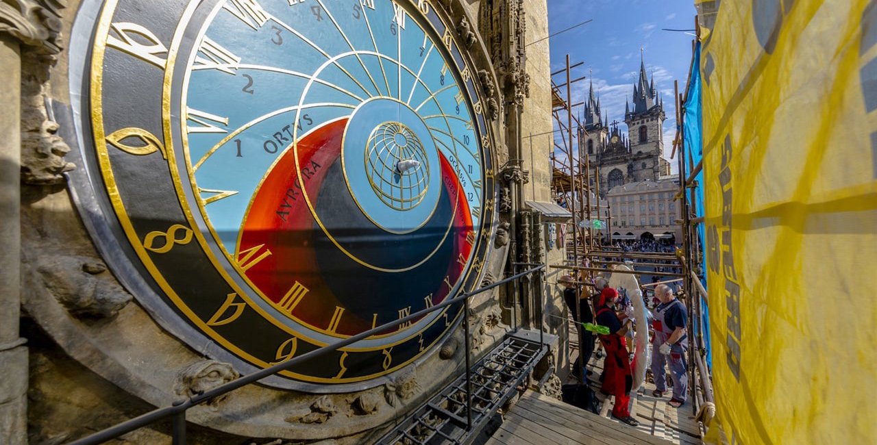 In Photos: the renovation of Prague’s Astronomical Clock - Prague ...