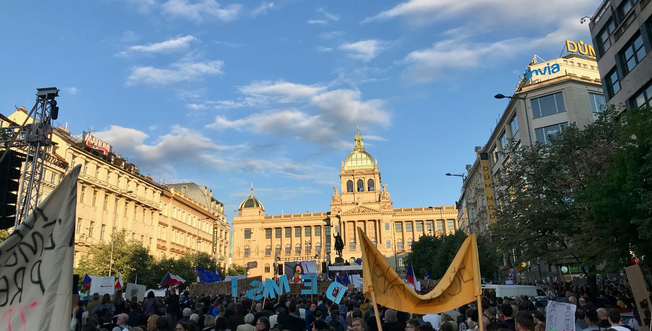 Anti-Babiš protest in Prague to be biggest Czech demonstration since ...