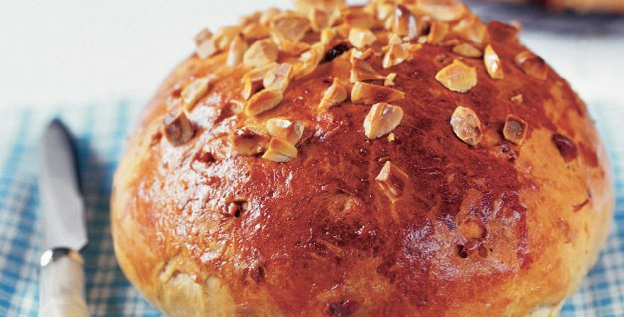 3 easy Czech Easter recipes: mazanec, beránek, and nádivka - Prague ...
