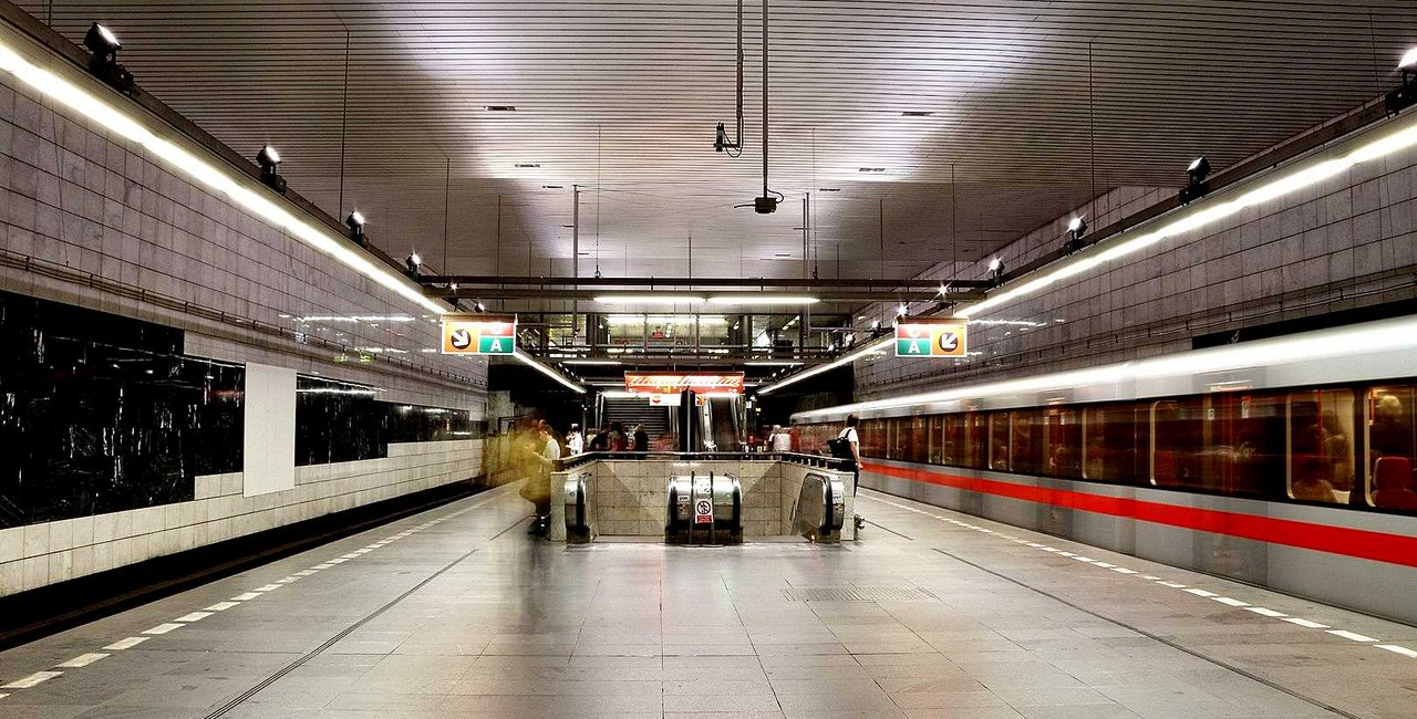 Prague metro service on C line will be interrupted for eight days ...