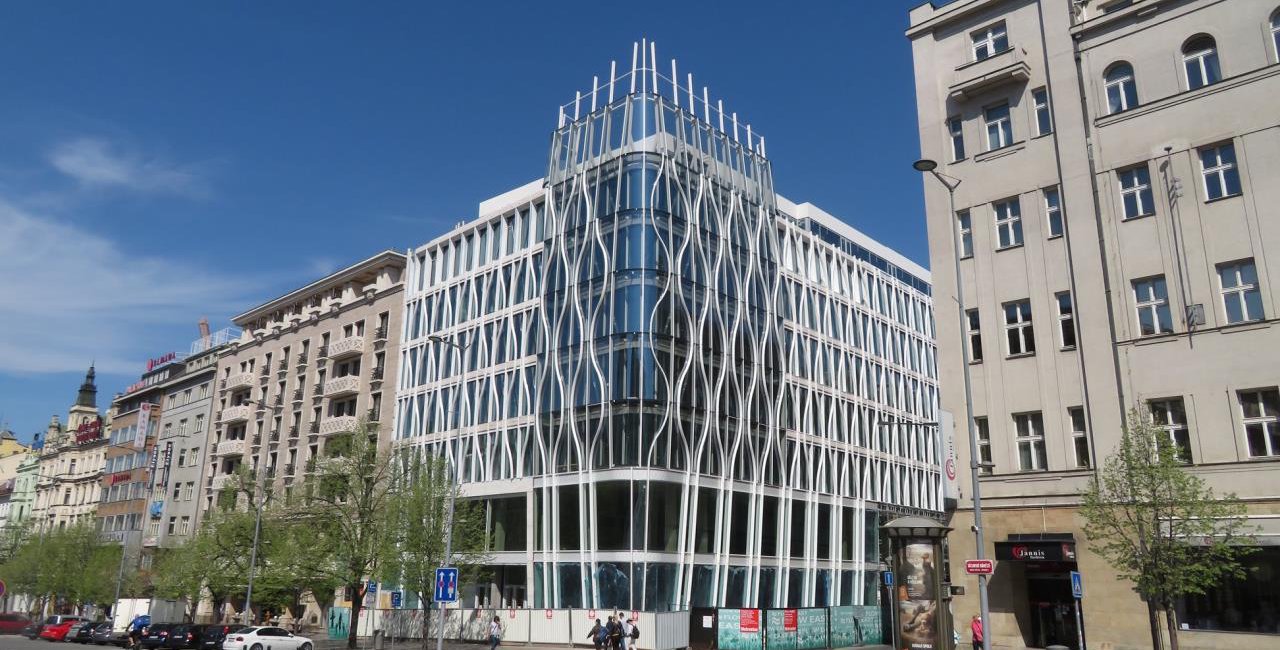 Not so jolly: Why Prague’s flagship Primark won’t open in time for the ...