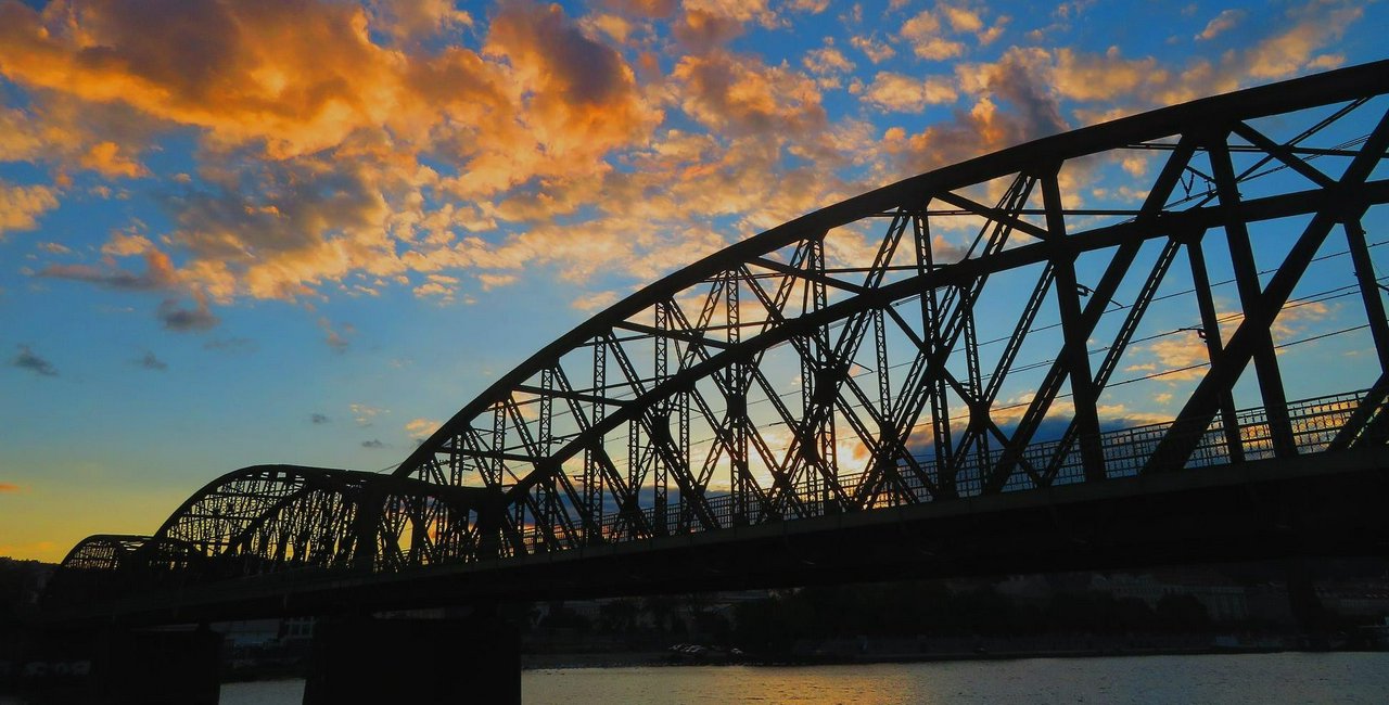 Prague’s iconic 120-year-old Railway Bridge to undergo renovation not ...