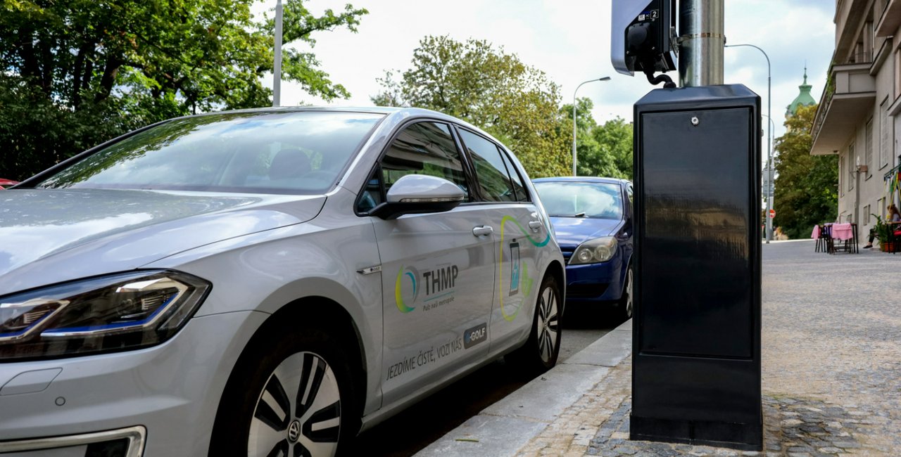 Need to recharge your electric car? Just plug into Prague’s new high ...