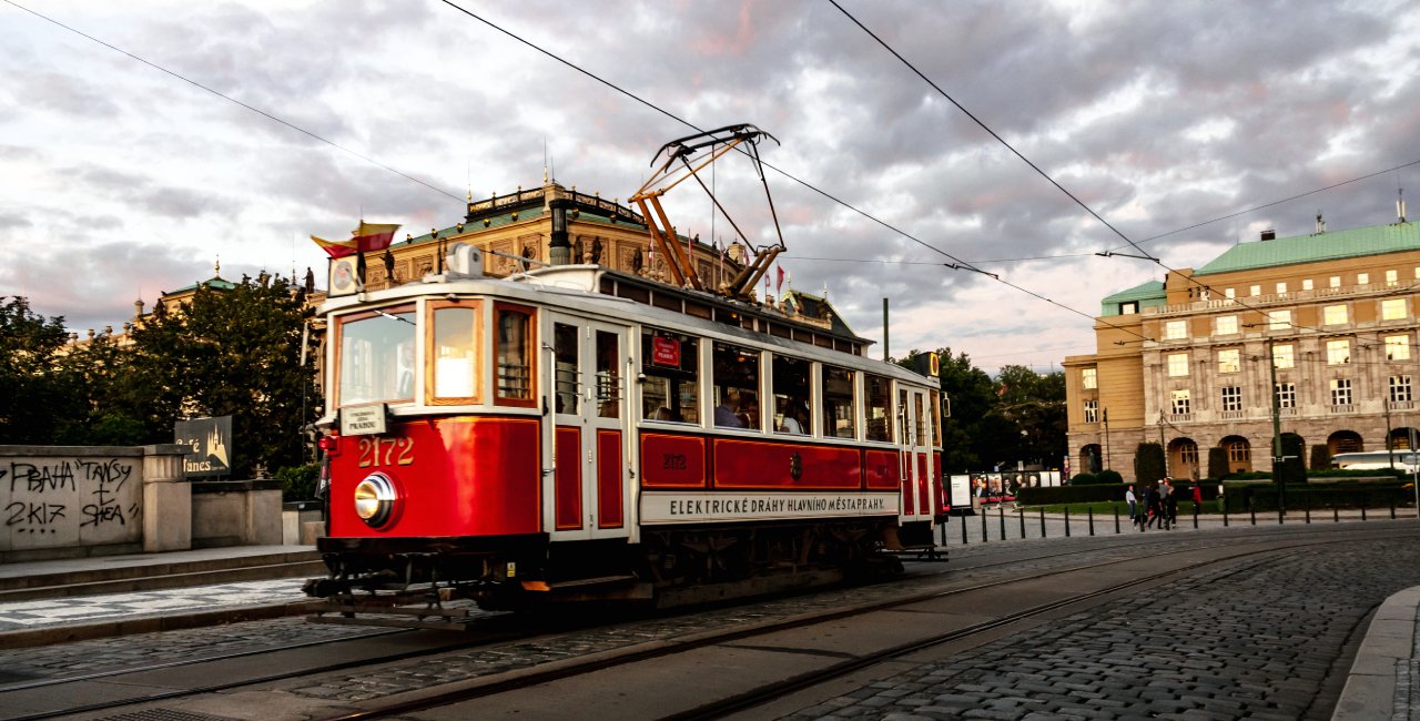 Prague's historic sightseeing trams will run all year round - Prague ...