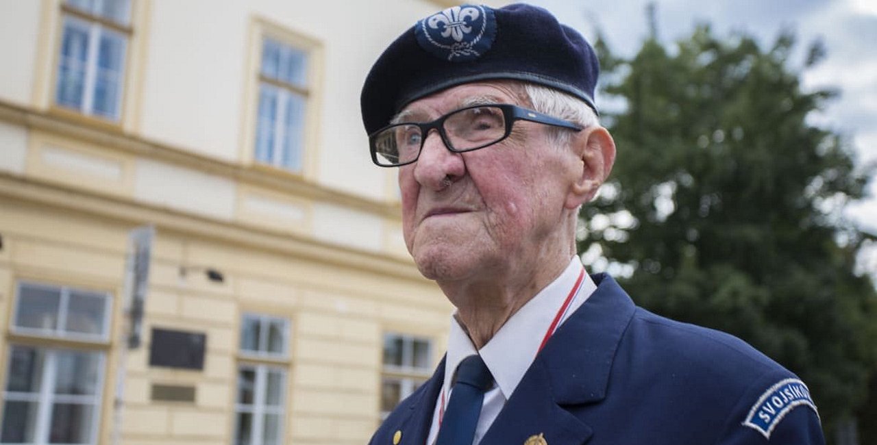 Eduard Marek, the oldest Czech Boy Scout, dies at 104 - Prague, Czech ...