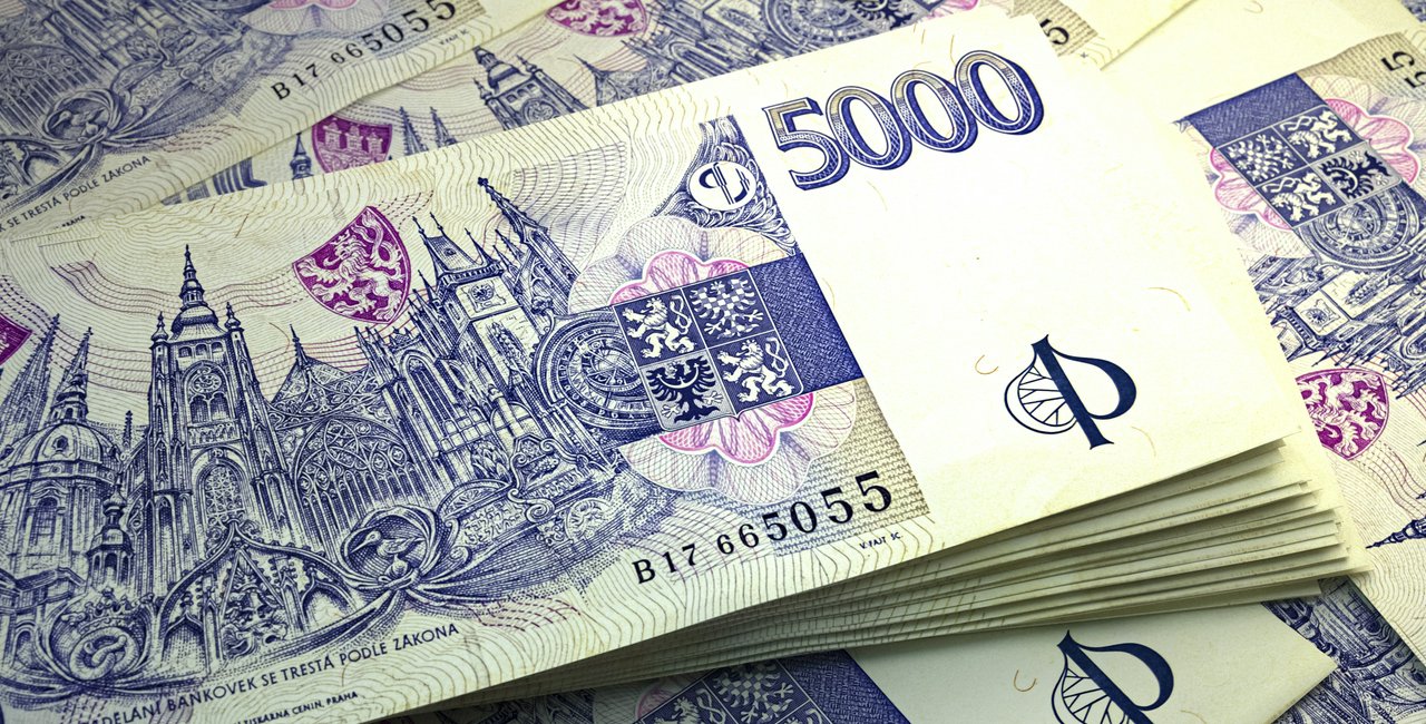 Czech 2021 economic growth beats expectations, but still below pre ...