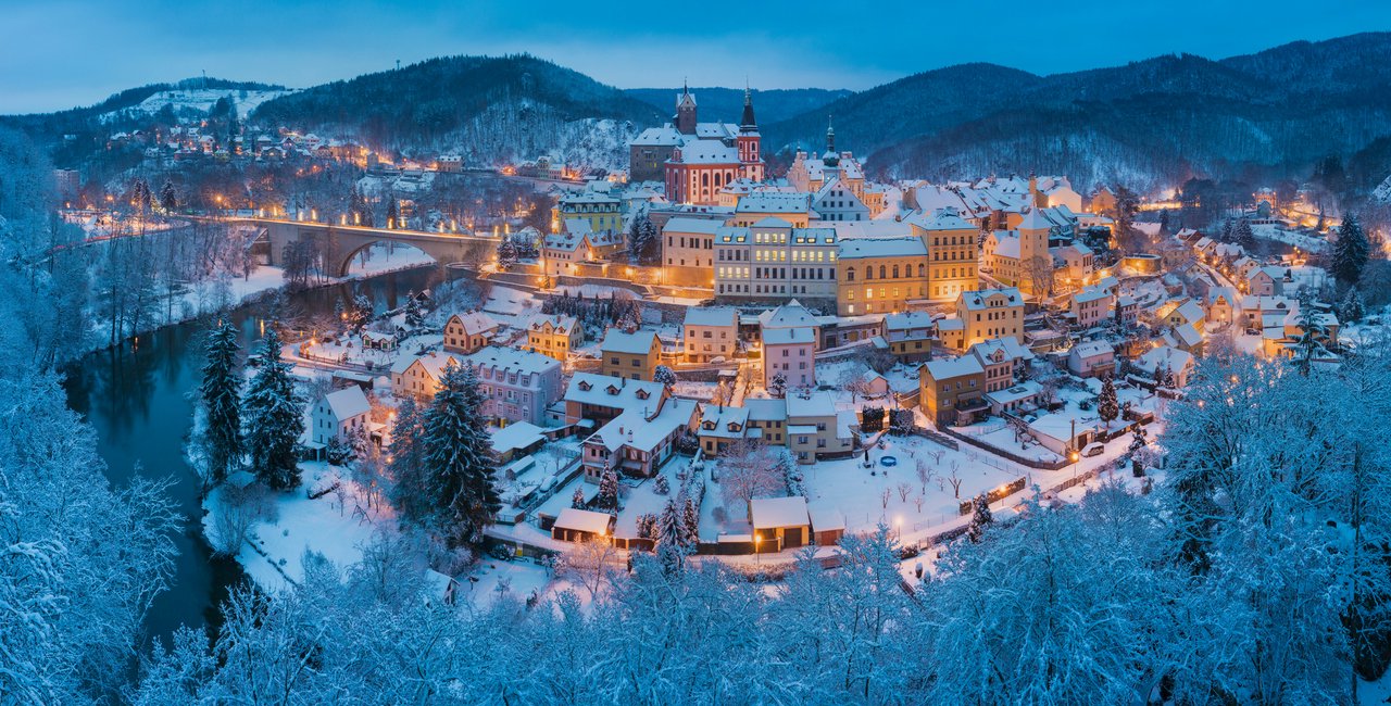 Czech castles invite merry makers to holiday markets and other festive ...
