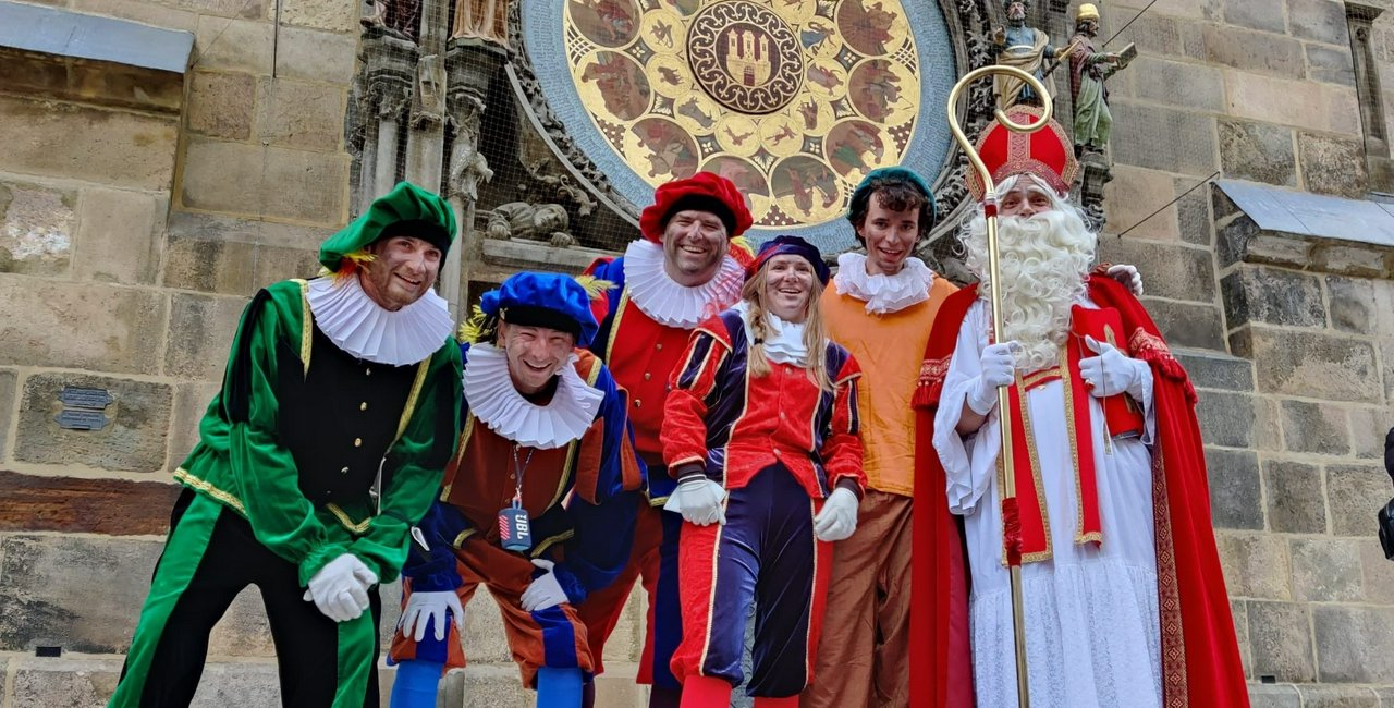 VIDEO OF THE WEEK: St. Nicholas parades through Prague - Prague, Czech ...