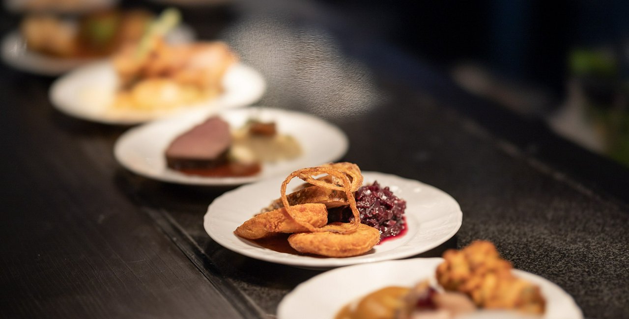 Bohemian bites: Restaurant serving mini versions of Czech food opens on ...