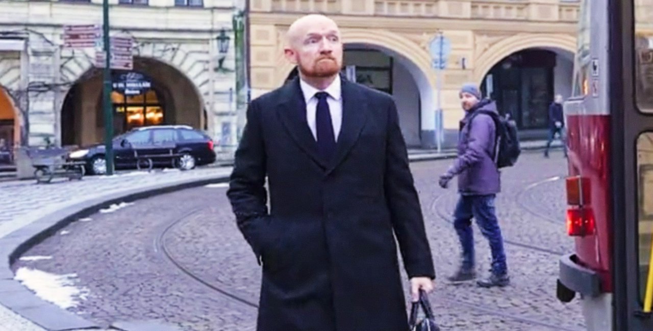 New UK ambassador to Czechia shares video of his first morning commute ...