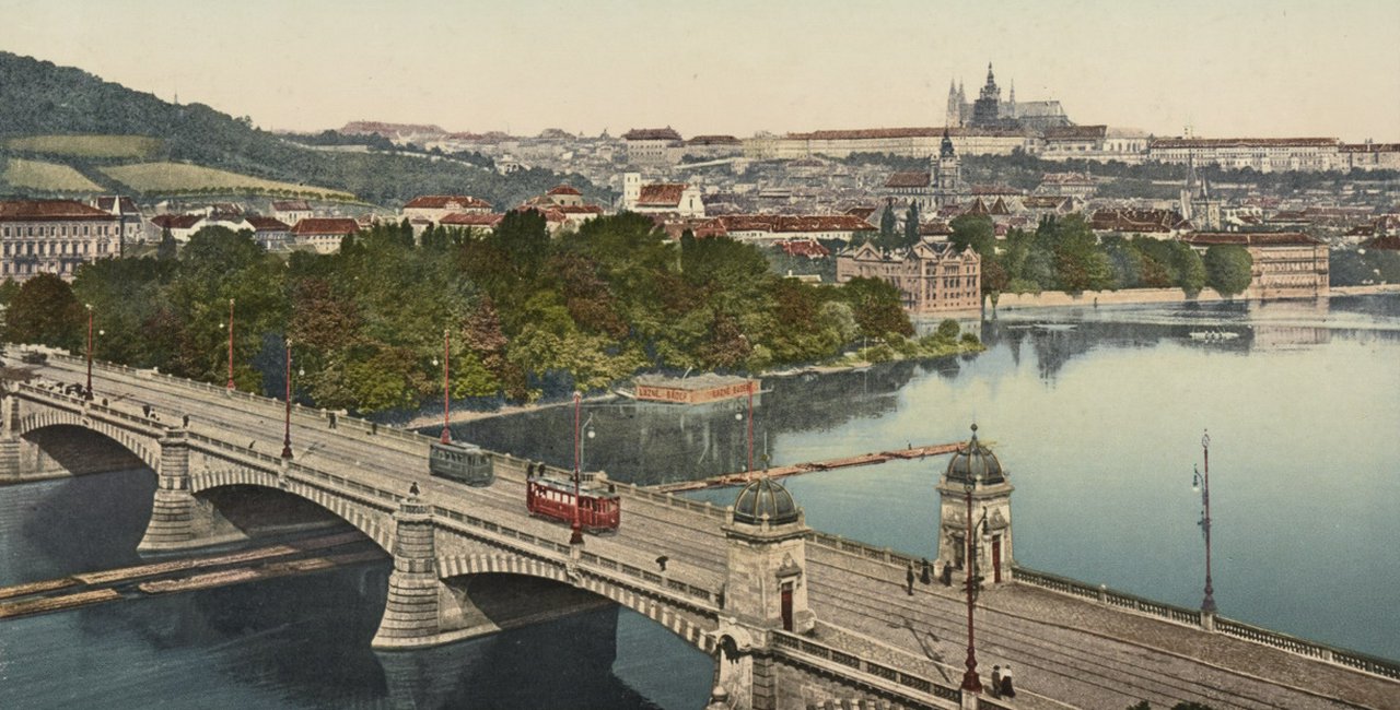 PHOTO GALLERY: See colorized lithographs of Prague in the 1900s ...