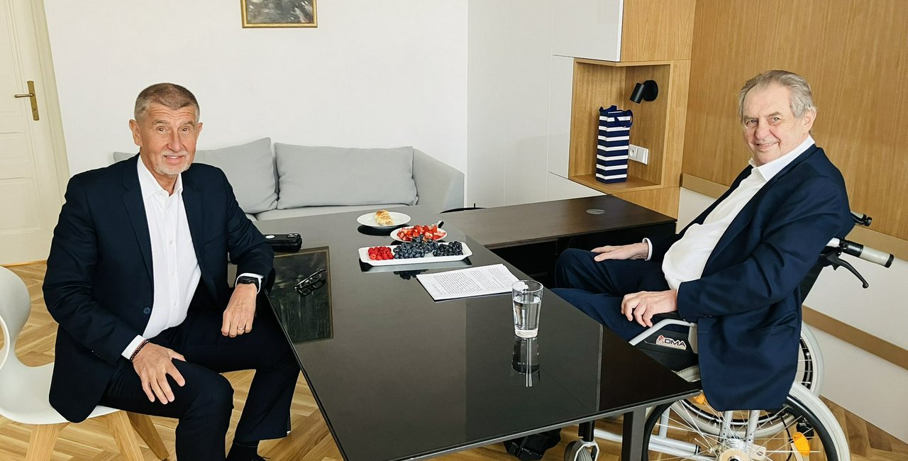 Former president Zeman calls for ex-PM Babiš to stay in politics ...