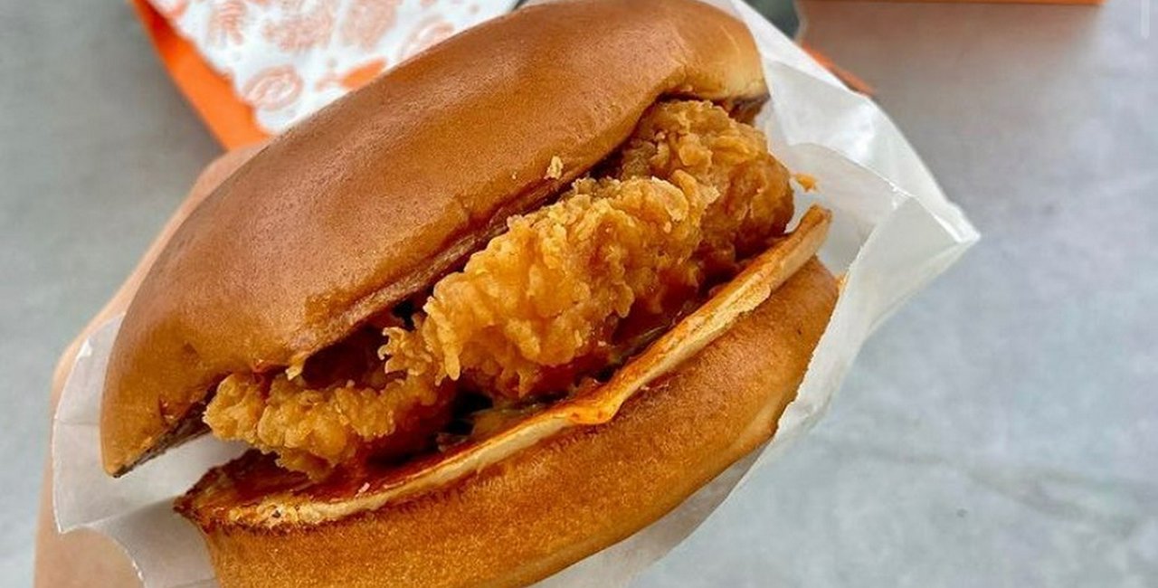 Fast-food giant Popeyes plans September launch for first Prague outlet ...