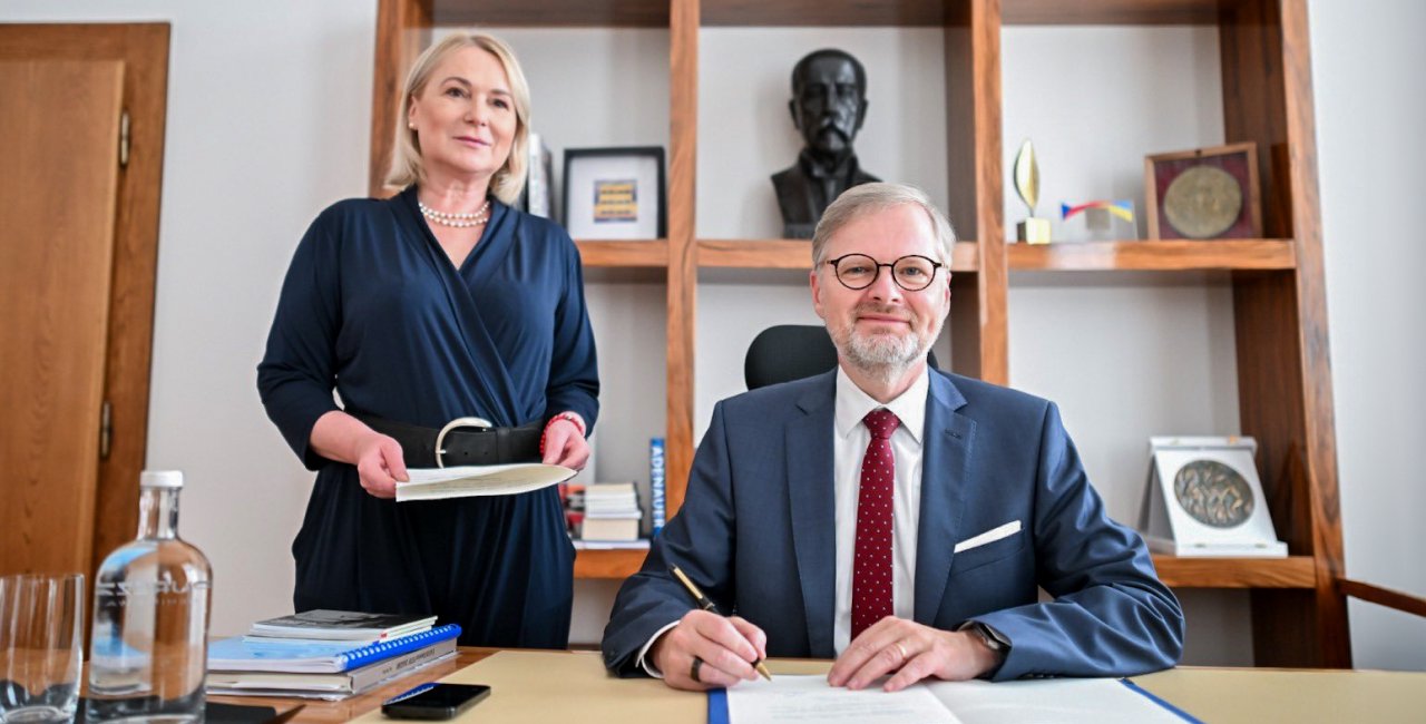 Petr Fiala ratifies landmark Czech-US cooperation agreement - Prague ...