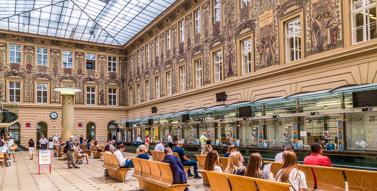 Czech Post ends Sunday and night services at Jindřišská Street branch ...