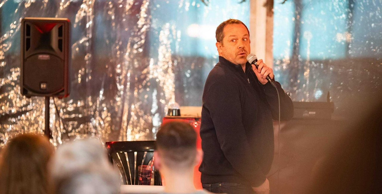 Laughing in two languages: An American stand-up takes on Czech humor ...