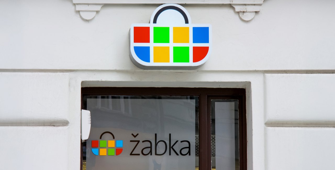 Prague is fighting tourist prices with grocery discounts for locals ...