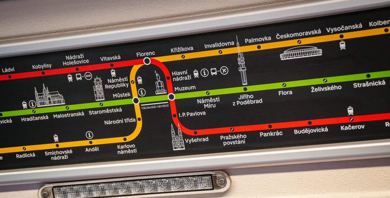 The final versions of Prague's new metro maps have been installed ...