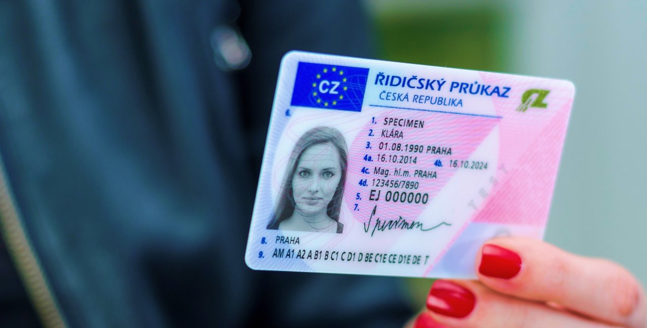 New driving rule: You can now hit the road in Czechia without carrying ...