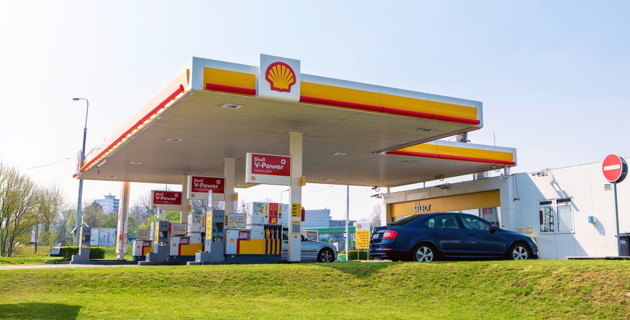 Fuel prices swing wildly across Czechia: 5 ways you can save money at ...