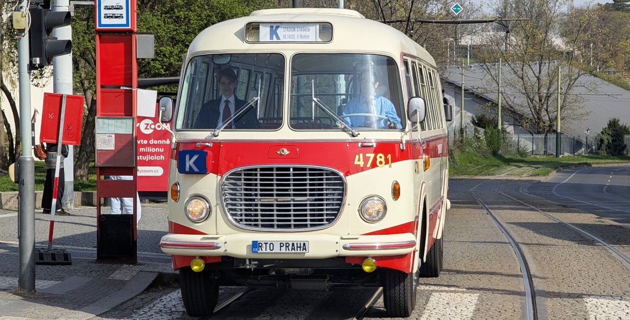 Prague’s historic trams and buses launch 2026 sightseeing season ...