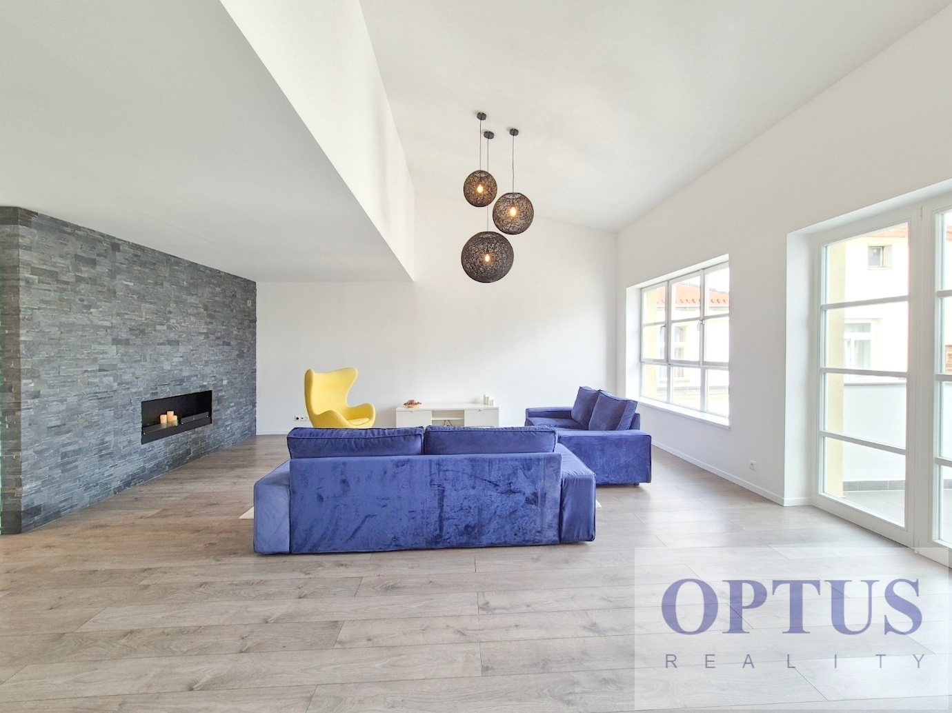 Apartment for rent, 5 bedrooms +, 218m2, in Prague, on Dušní street