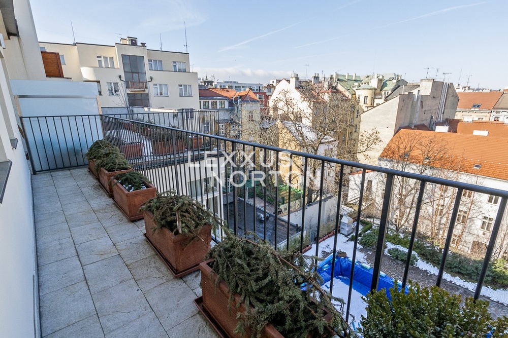 Apartment for rent, 1+KK - Studio, 38m2, in Prague, on Italská street