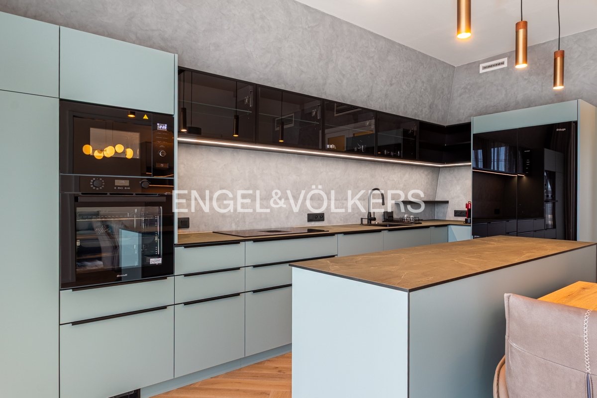 Apartment for rent, 3+1 - 2 bedrooms, 104m2, in Prague, on Šiklové street