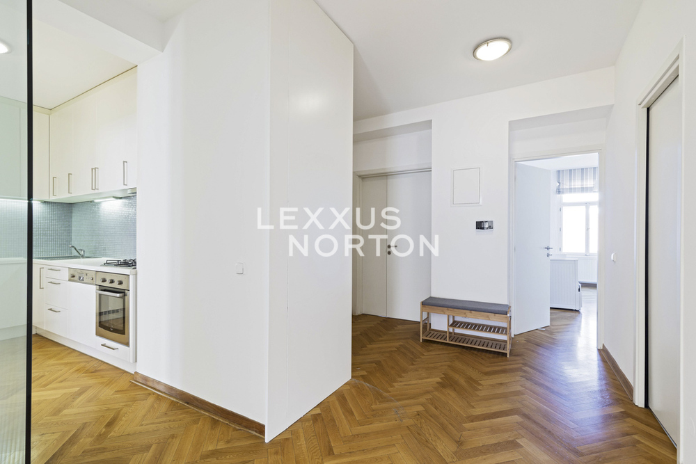 Apartment for rent, 4+kk - 3 bedrooms, 102m2, in Prague, on Kubelíkova ...
