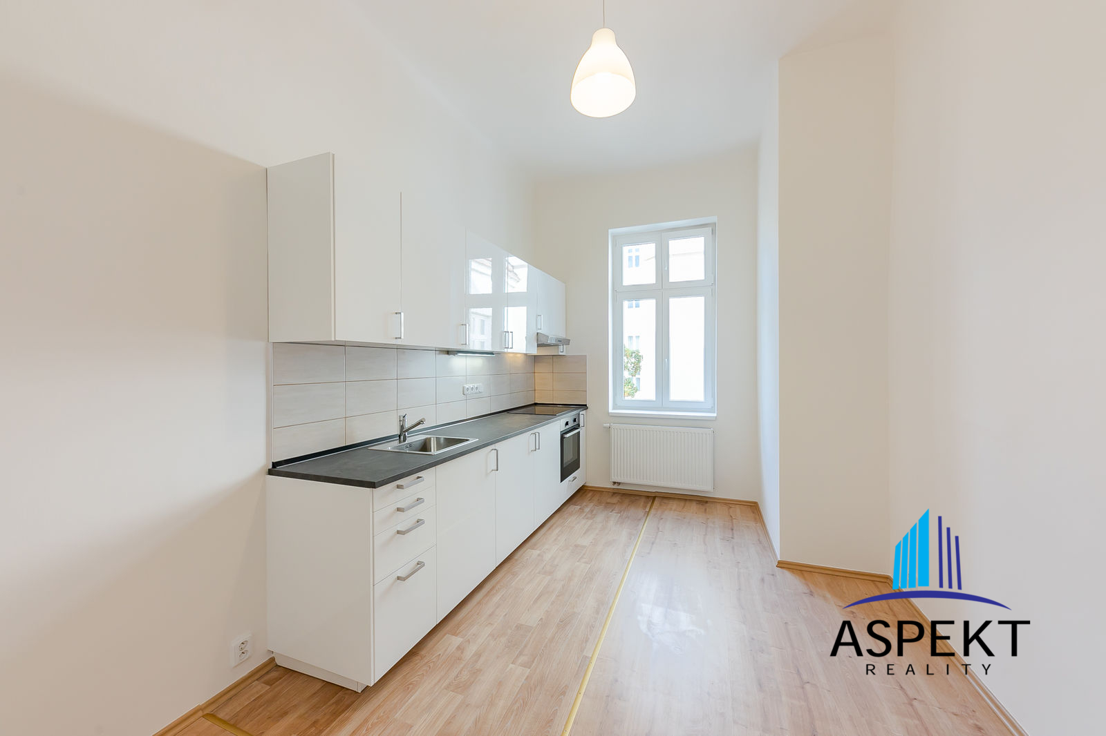 Apartment for rent, 2+1 - 1 bedroom, 70m2, in Prague, on Zborovská street