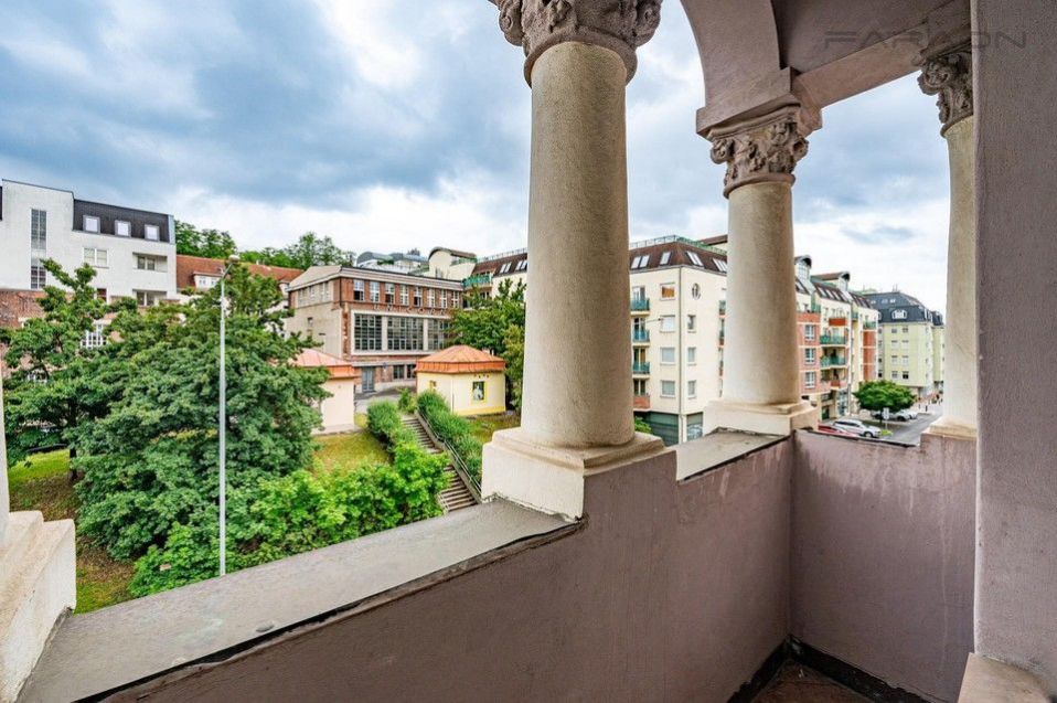 Office for rent, 54m2, in Prague, on Jeseniova street