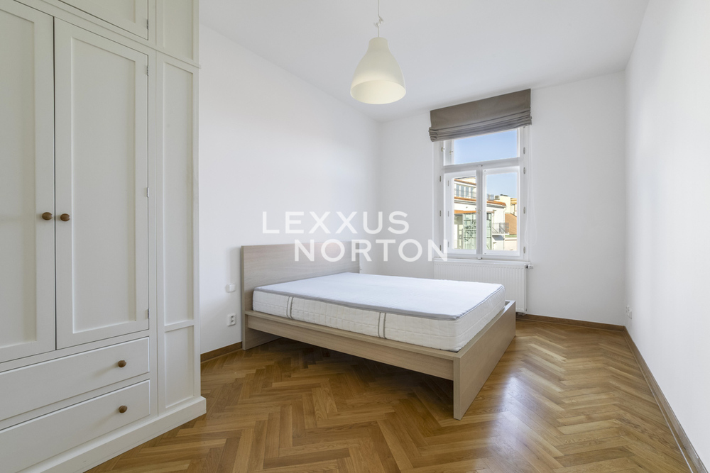 Apartment for rent, 4+kk - 3 bedrooms, 102m2, in Prague, on Kubelíkova ...