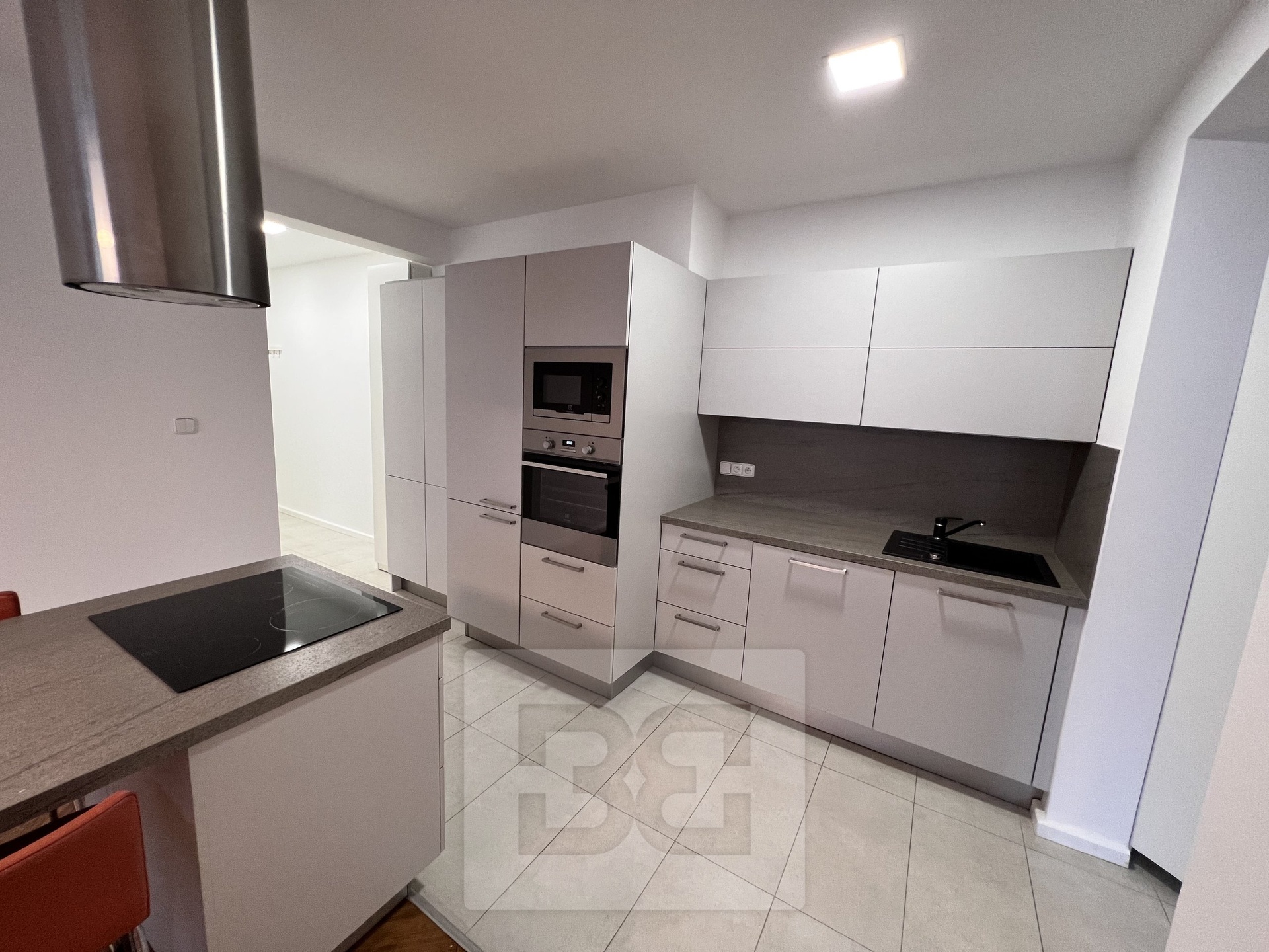 Apartment for rent, 3+kk - 2 bedrooms, 65m2, in Prague, on Nučická street