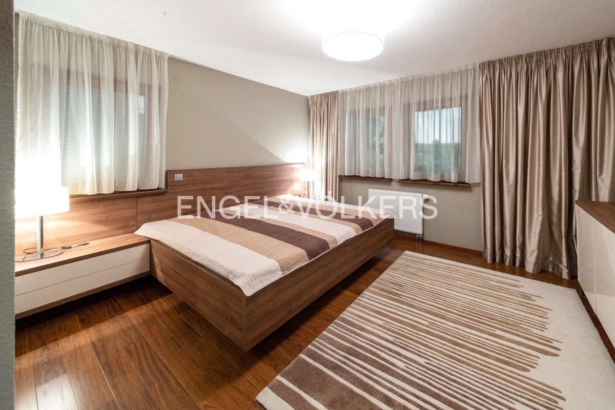 Family house for rent, 170m2, 170m2 of land, in Letkov, on Jilmová street