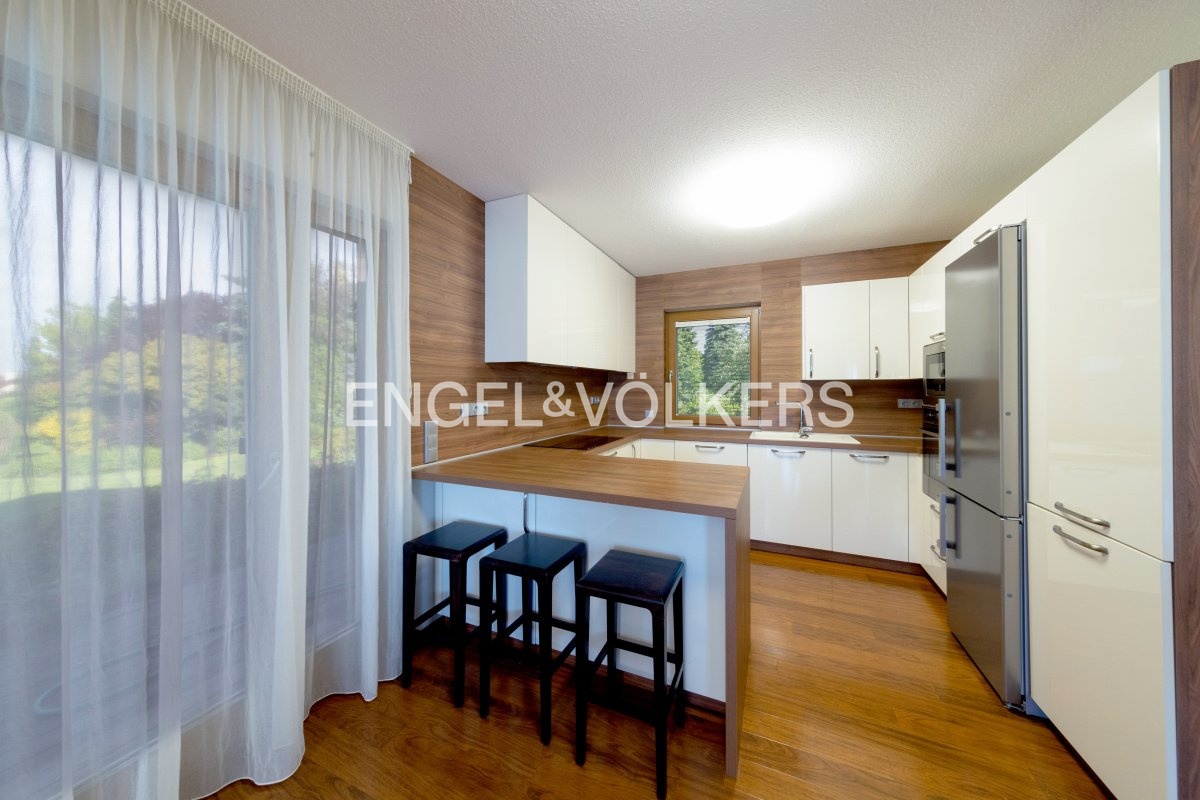 Family house for rent, 170m2, 170m2 of land, in Letkov, on Jilmová street