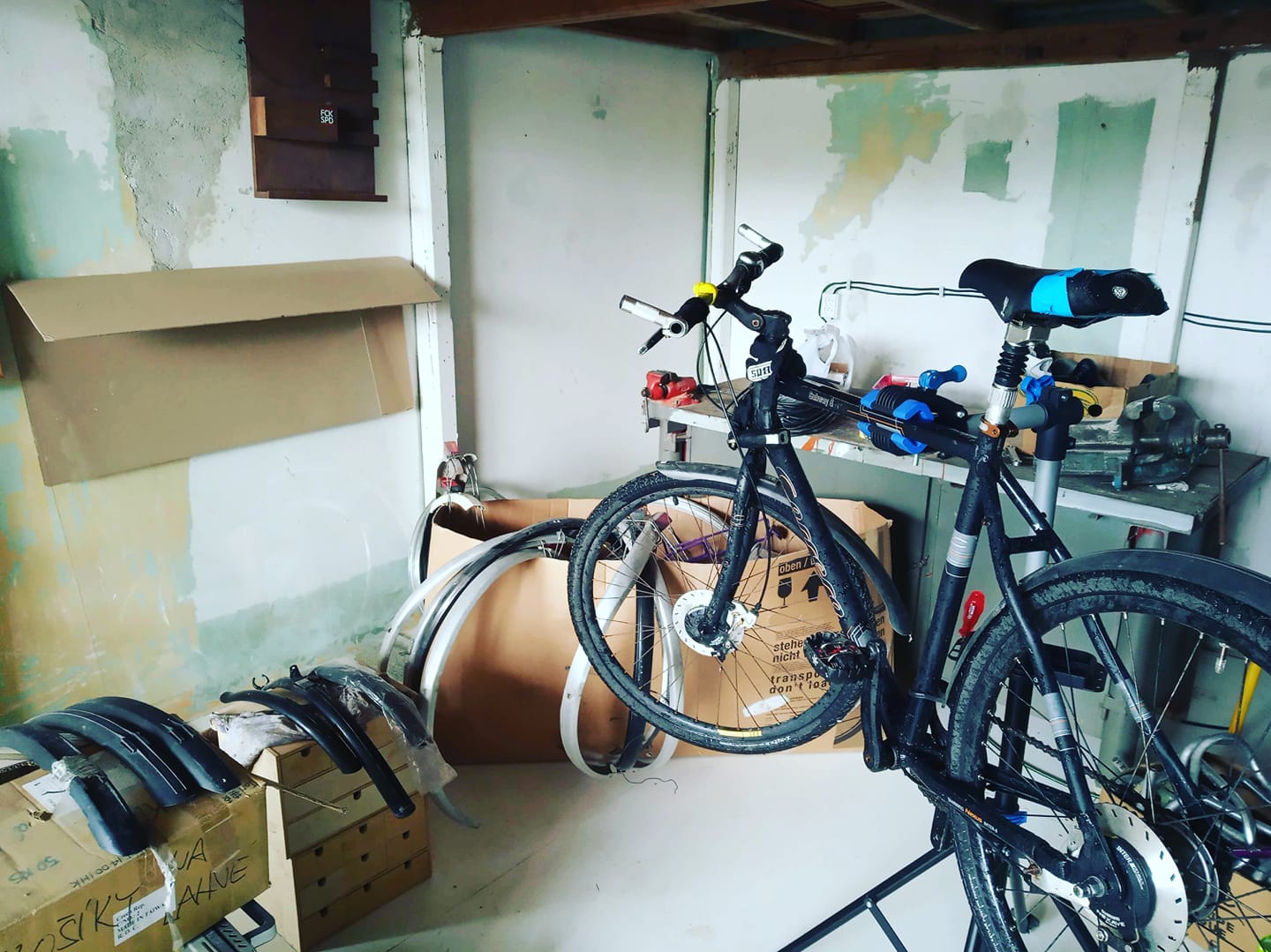 Bike Kitchen: A new kind of cycling community in Prague - Prague, Czech ...