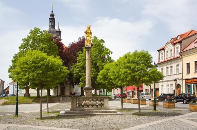12 scenic commuter villages outside of Prague for those ready to leave ...
